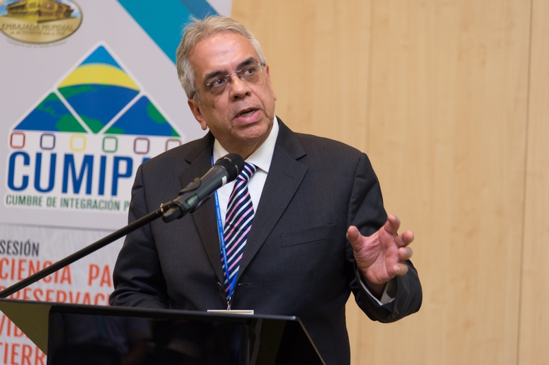DOCTOR ARTURO SOLIS, OFTALMOLOGO, QUIMICO FARMACEUTICO, DE LA ...